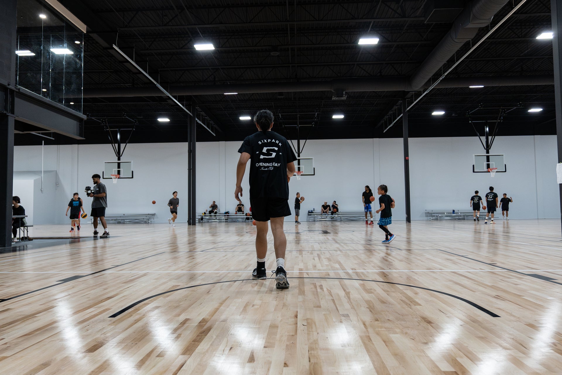 SIX PARK ATHLETIC CENTRE